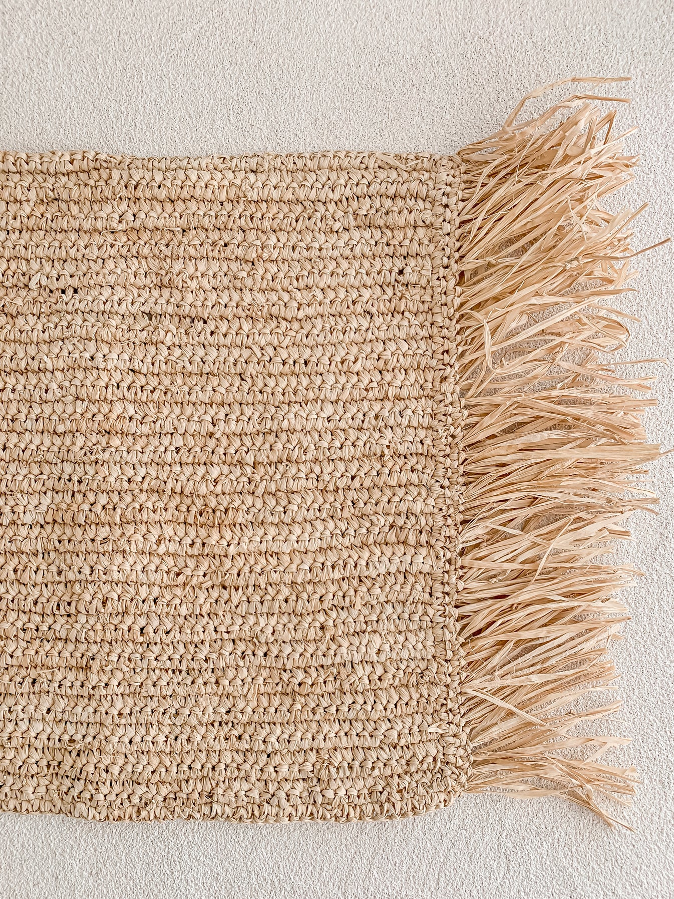 Isla | Raffia Table Runner – Barre Living